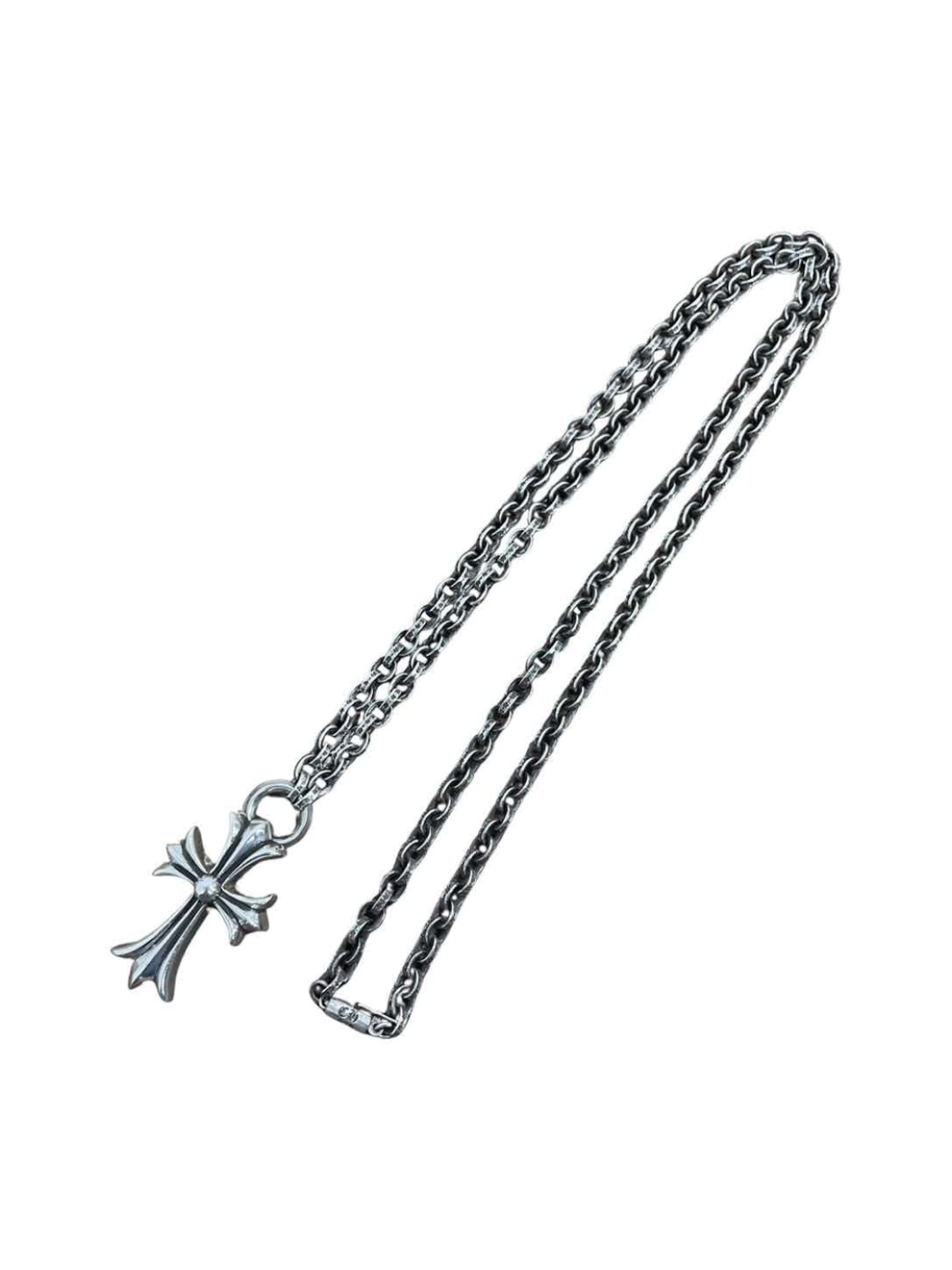 Chrome Hearts Cross Pendant with Paper Chain – THEPARKS